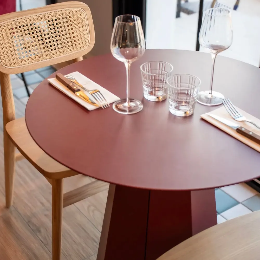 The Itsaso dining table - Dining Tables - BELHARRA DESIGN - Steel | MOM