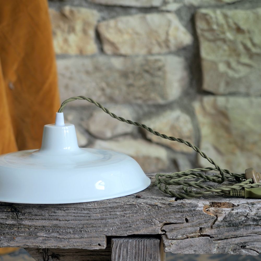 Luminaire GABRIELLE en porcelaine de Limoges - Objets de décoration - REMINISCENCE HOME ...