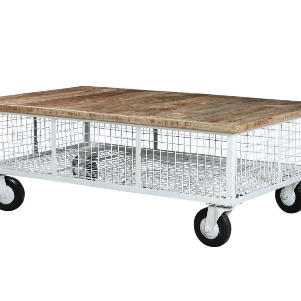 Table Basse Industrielle Et Vintage Sur Roulettes - Objets design ...