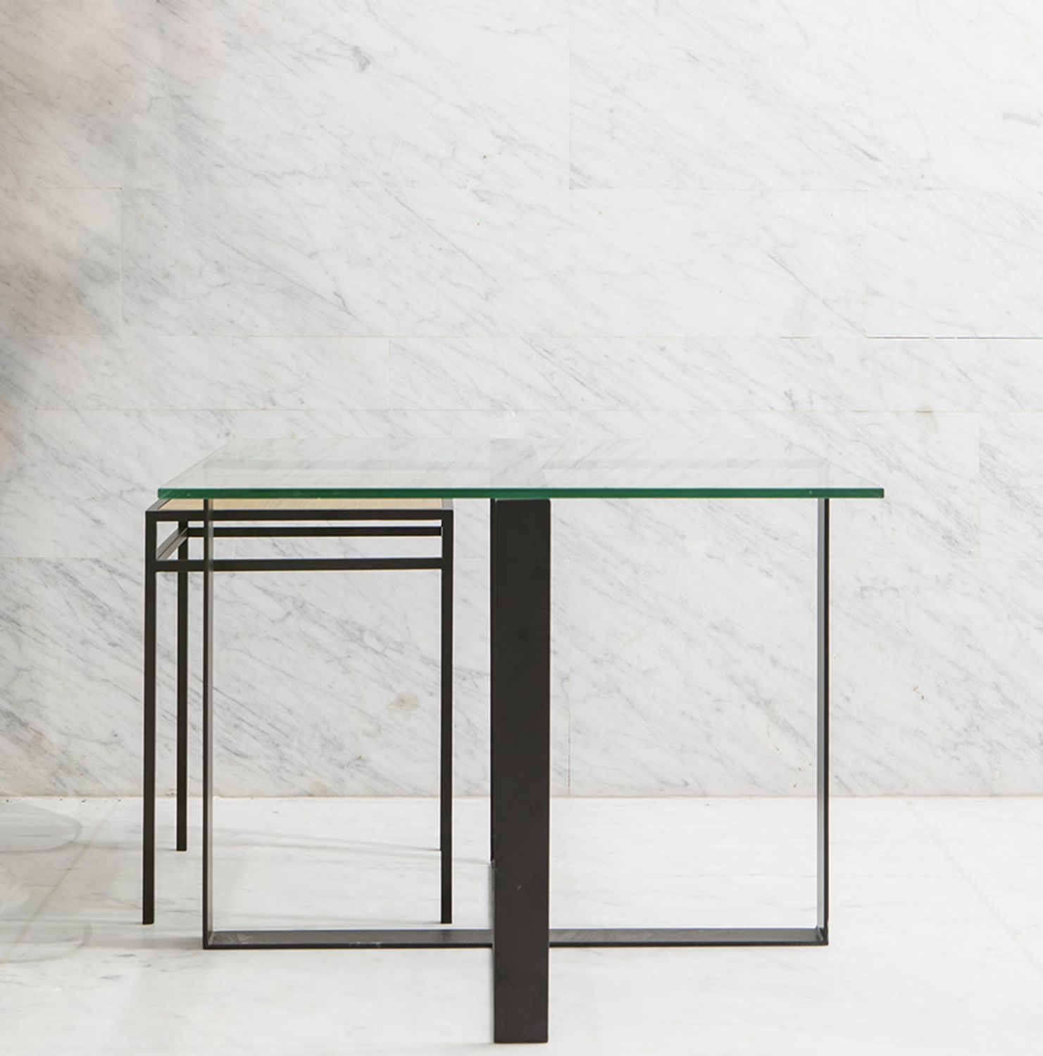 TVLN01/PULL-OUT TABLES. - Tables for hotels - 1% DESIGN - Glass - Steel ...