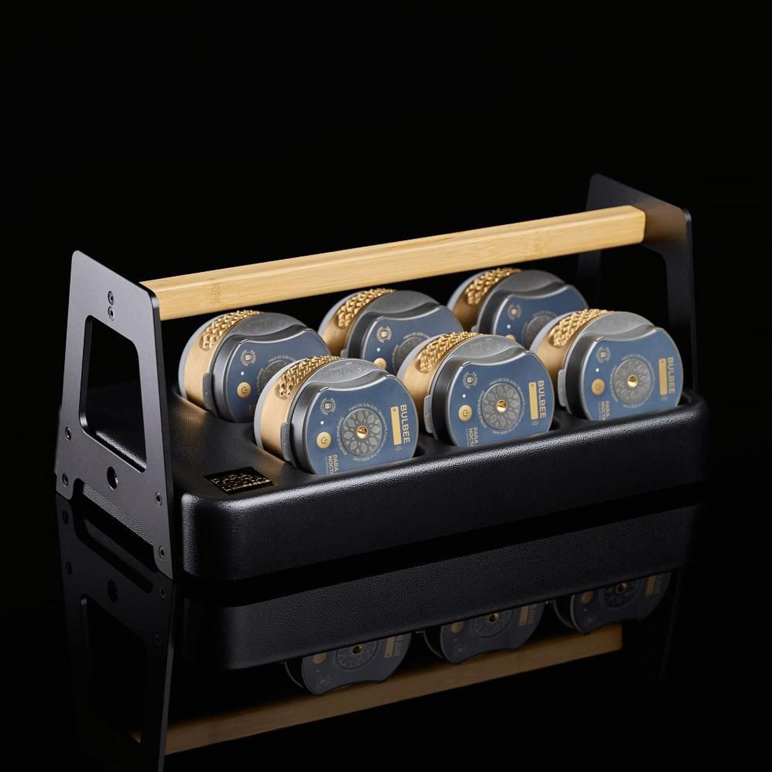 BULBEE wireless lamp charging station - Moveable lighting - PARANOCTA ...