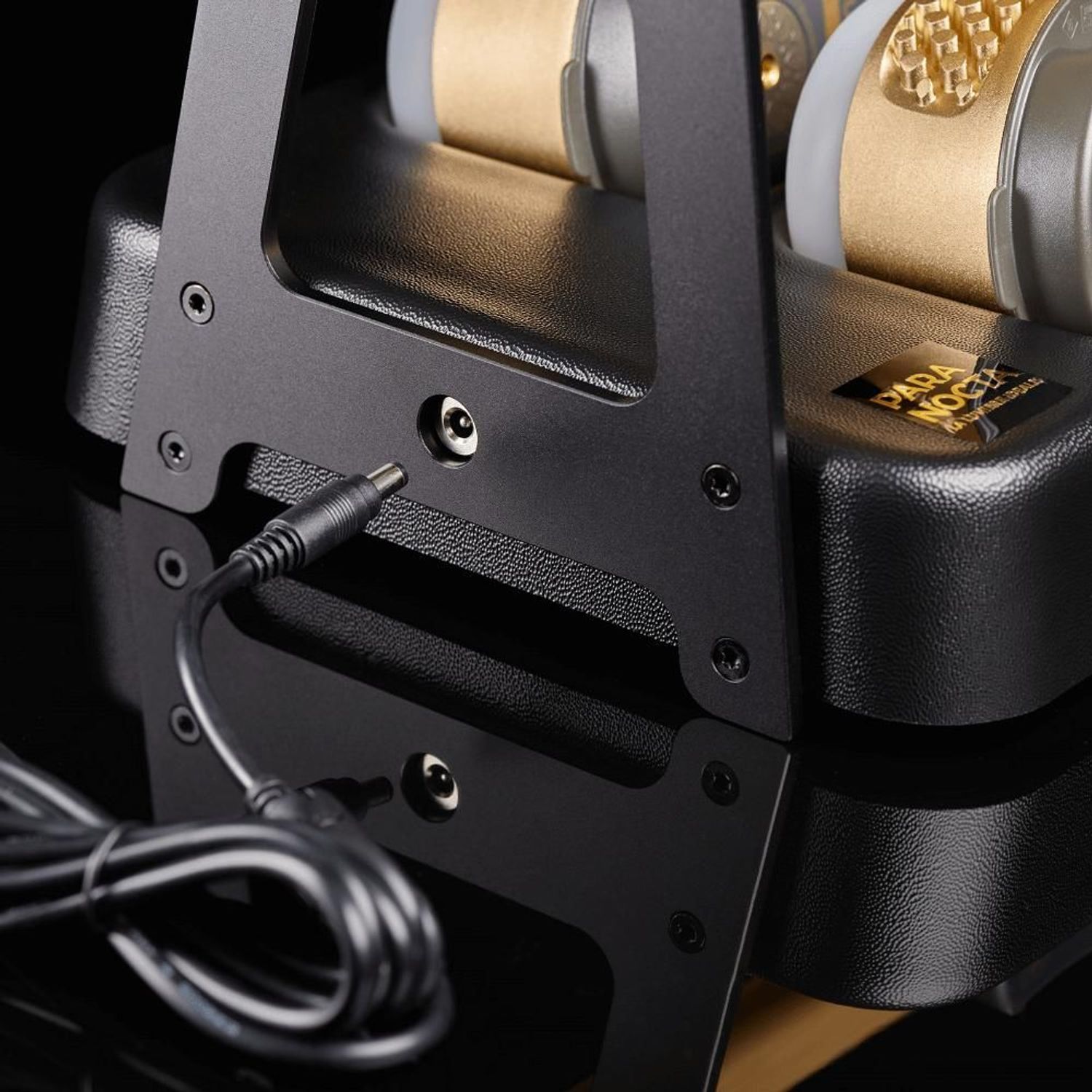 BULBEE wireless lamp charging station - Moveable lighting - PARANOCTA ...