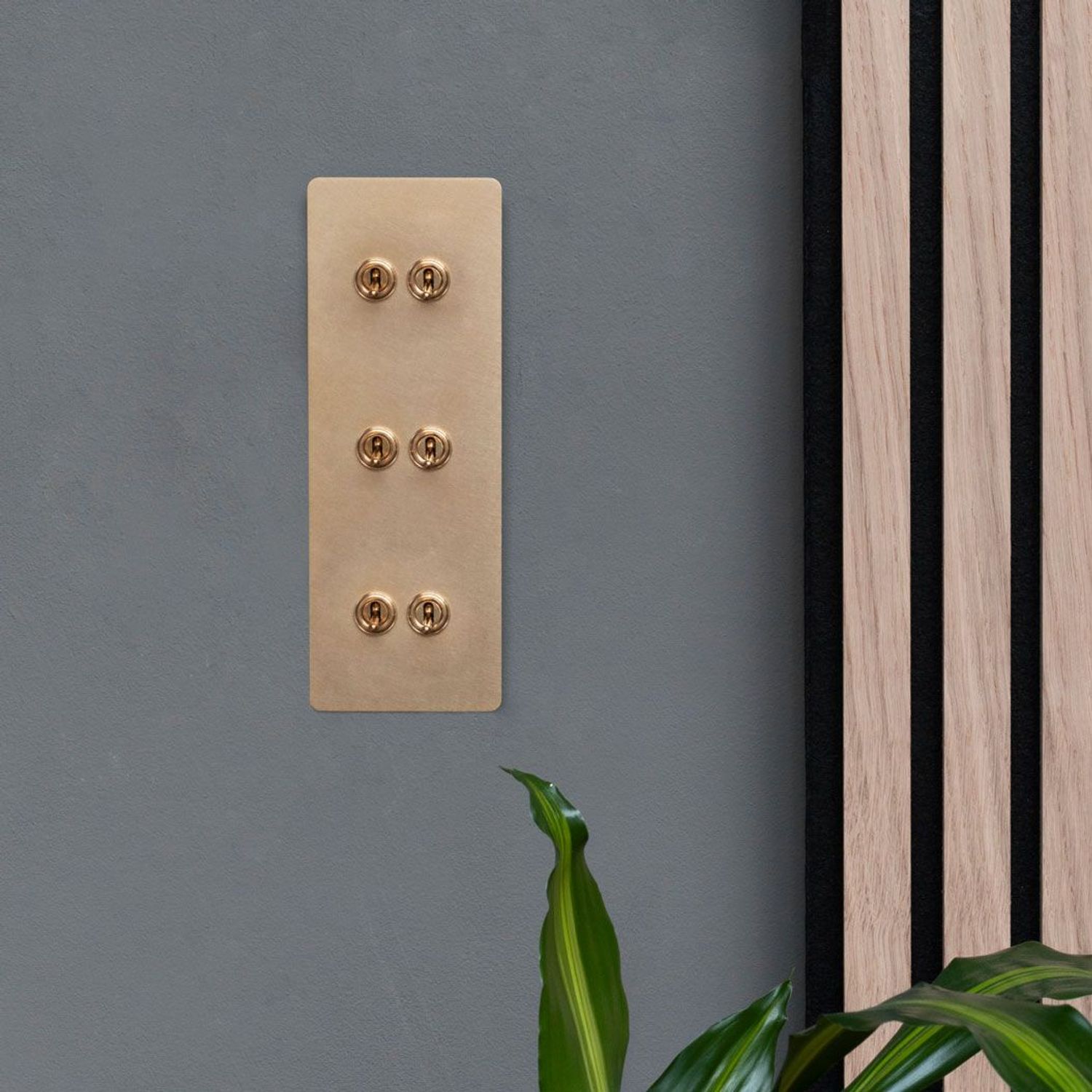 x6 Triple Vertical Rocker Switch - Ceiling lights - CORSTON | MOM