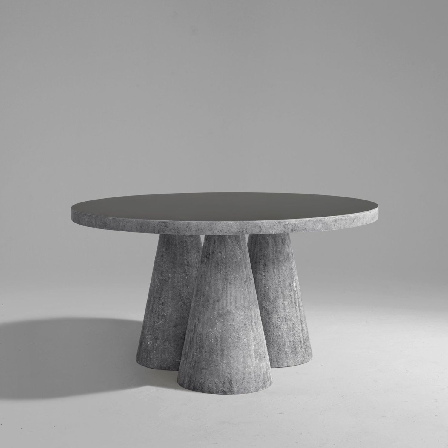 EQUILIBRIUM table - Dining Tables - IMPERFETTOLAB | MOM